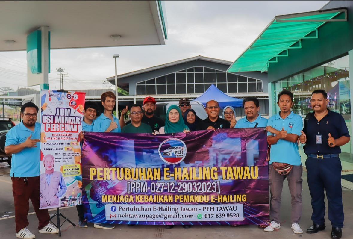 Program Jom Isi Minyak Percuma Kepada Pemandu E-hailing Dan R P-Hailing - YB Rina Hj. Jainal